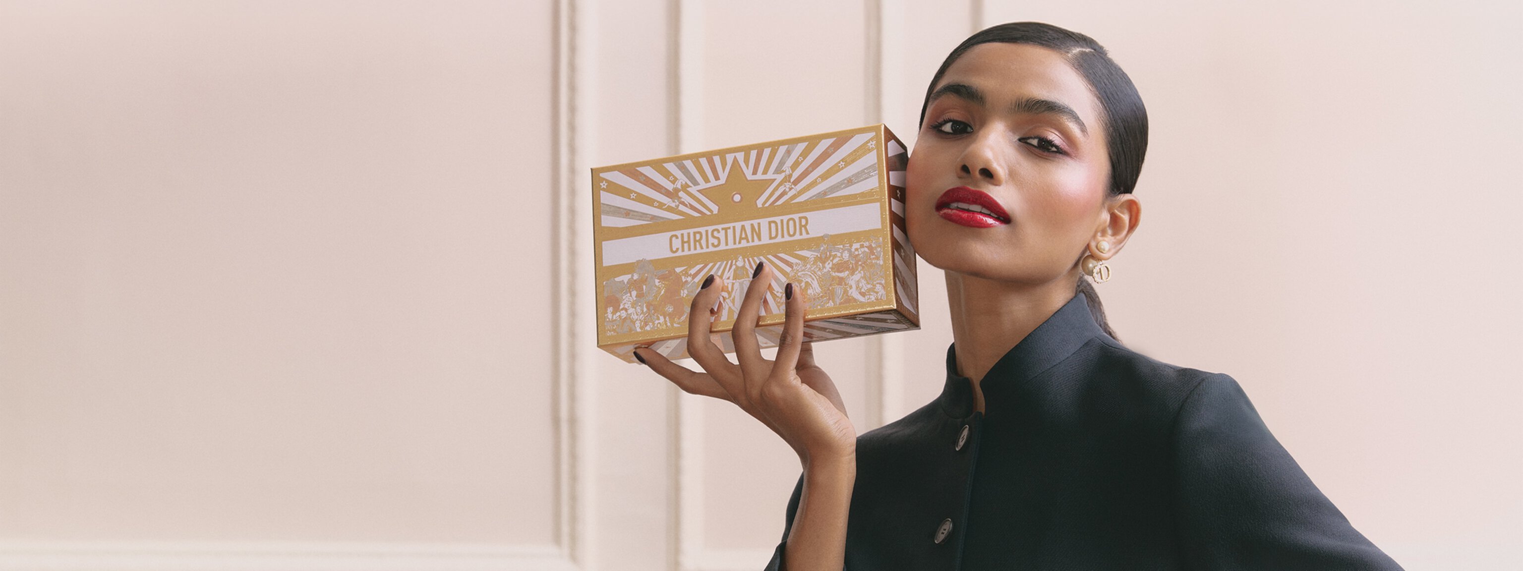 A Spectacular Dior Christmas | Harrods UK