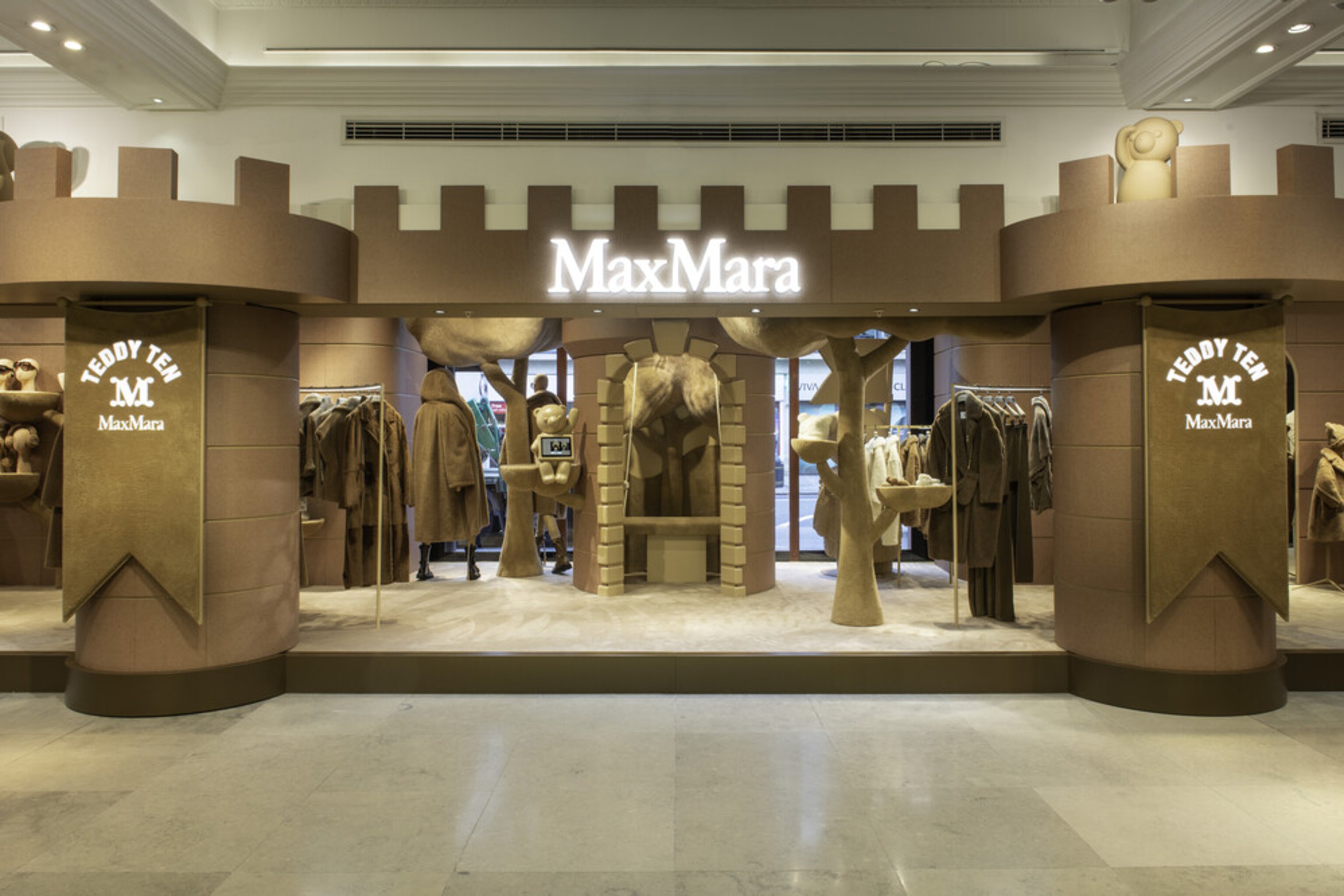 Luxury Brand Marketing with Harrods Partnerships
